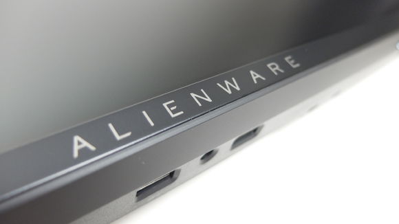 最强信仰-外星人AW2518HF-240HZ电竞显示器详细评测 - 小雪人评测官网